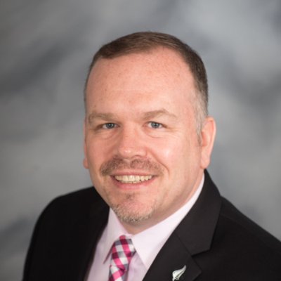 Jonathan Cowley headshot - CORNICHE TRAVEL